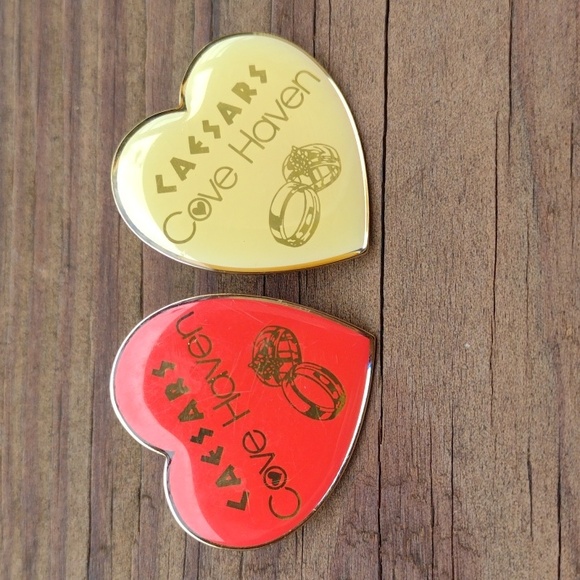 caesar's | Jewelry | Vintage Y2k Set Of 2 Caesars Cove Haven Poconos ...